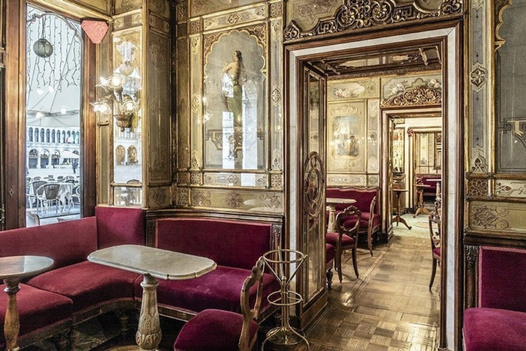 What is café Florian famous for? | Dhiefa.com | Portail des chambres et ...